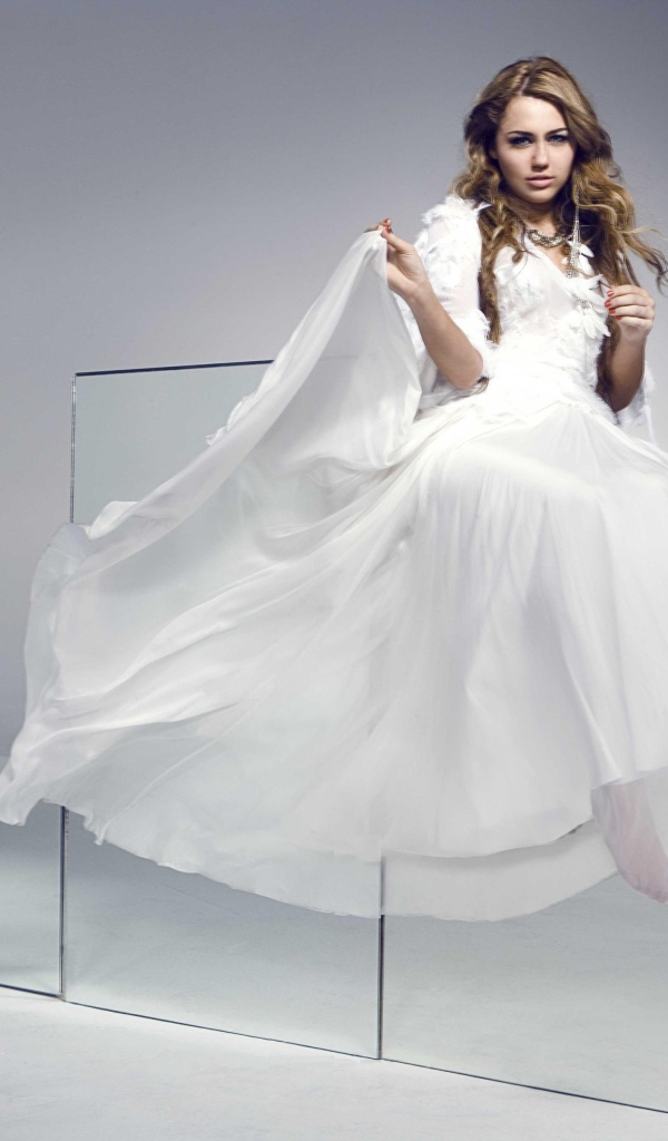 Miley Cyrus Gypsy Heart Photoshoot