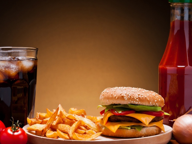 Appetizing fast food on the table wallpapers and images - wallpapers ...