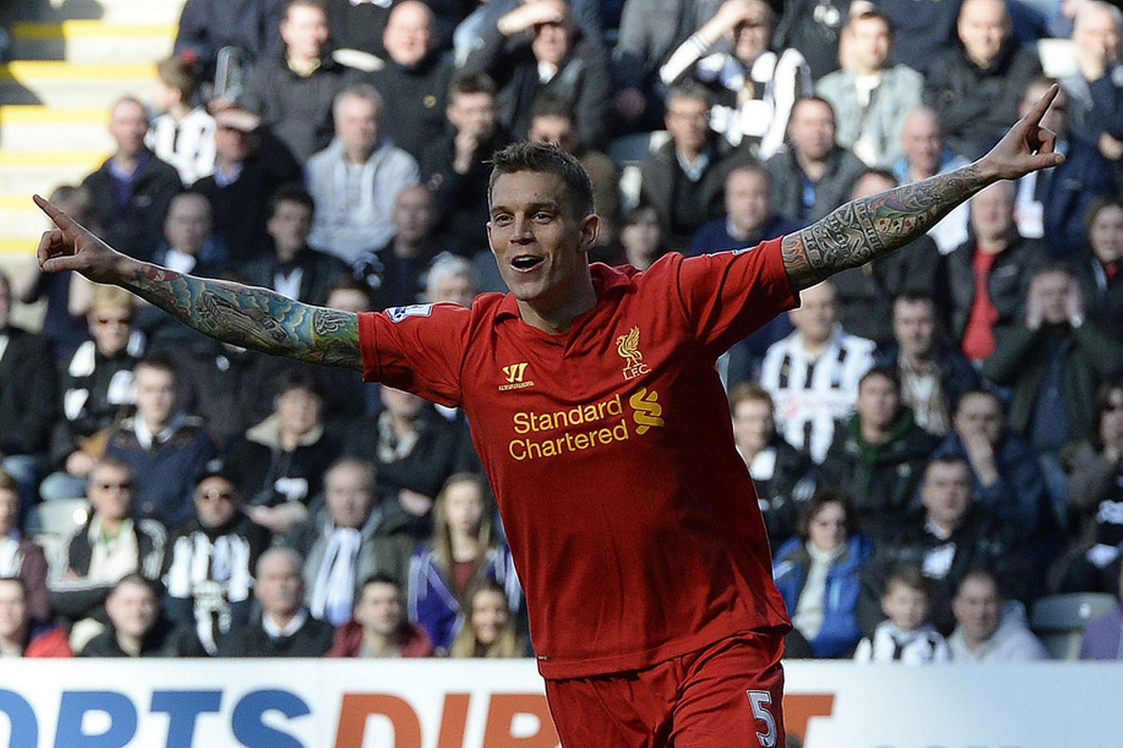 The football player of Liverpool Daniel Agger scored a goal wallpapers ...