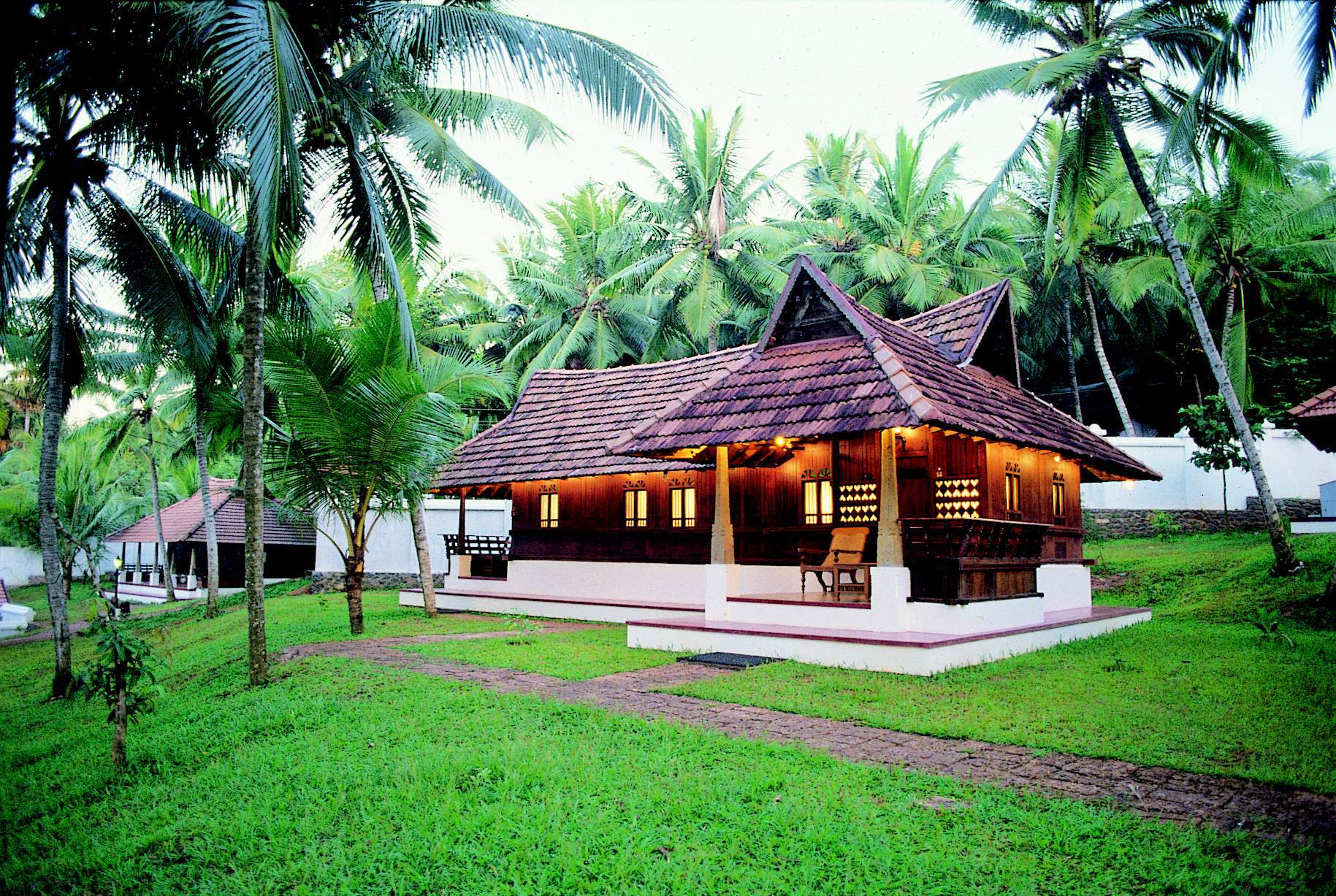 Cottage in Arambol wallpapers and images - wallpapers, pictures, photos